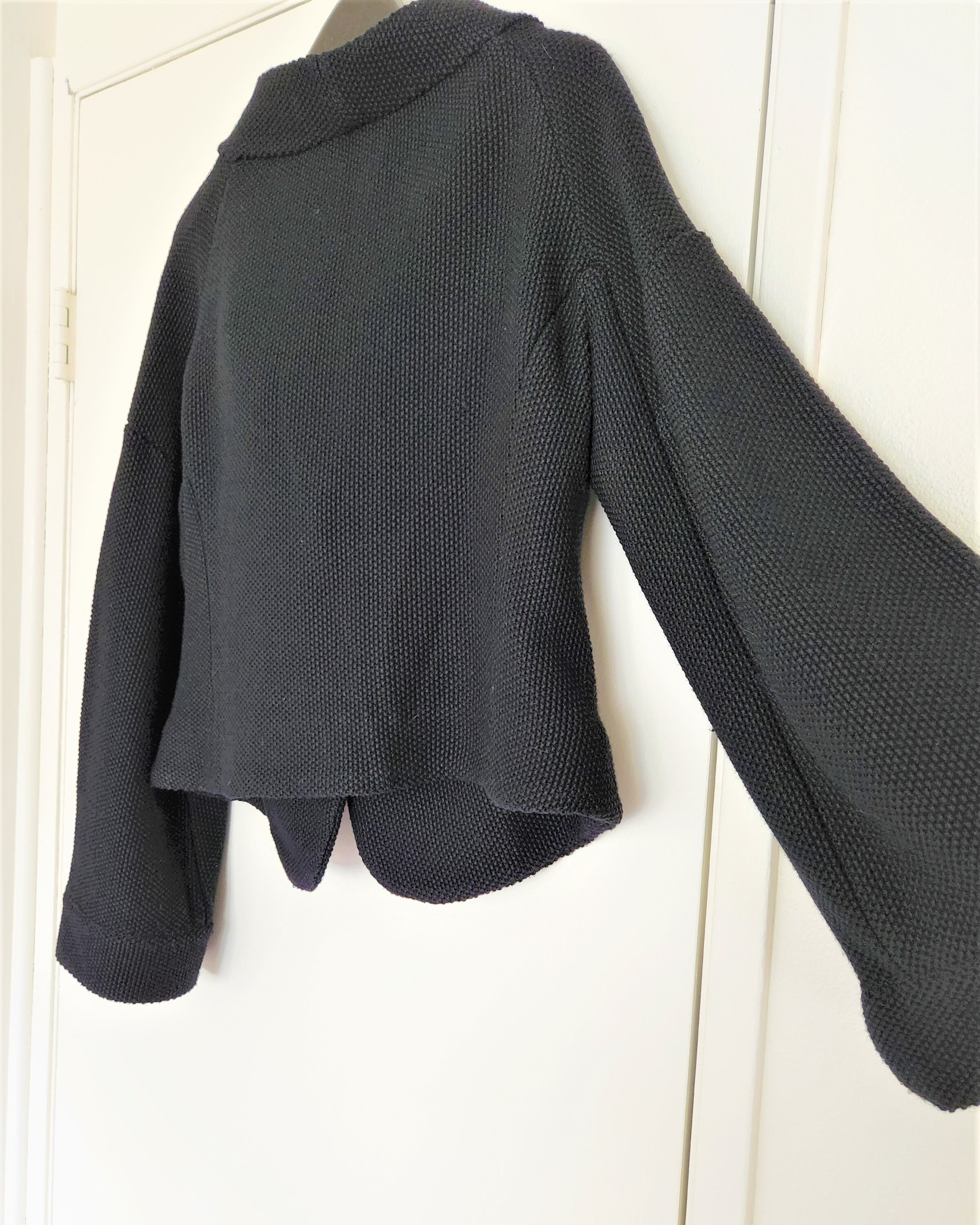 Stunning, Fun to Wear Unusual Heavy Wool Jacket in Black by T MODA ...