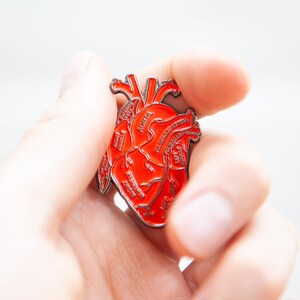 Enamel Pin Anatomy Heart Pin Doctors, Nurses, Paramedics, Cardiac and ...