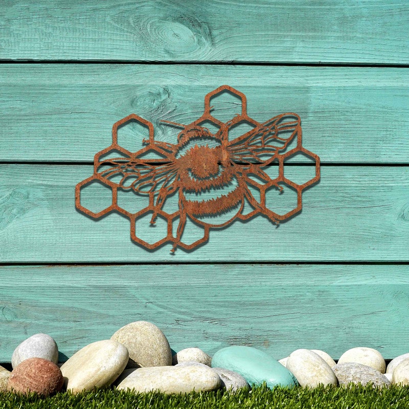 Rusty Metal Bee - Etsy UK