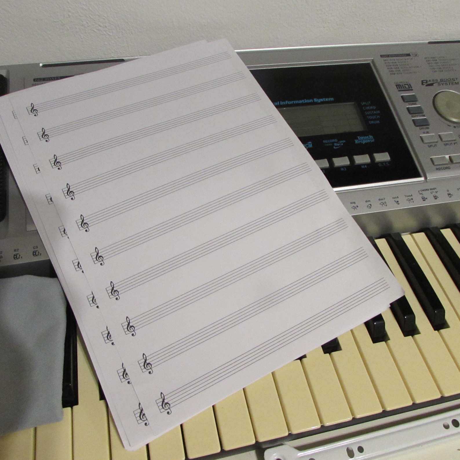 Treble Clef Staff PDF | Printable Sheet Music | Music Paper | Blank ...