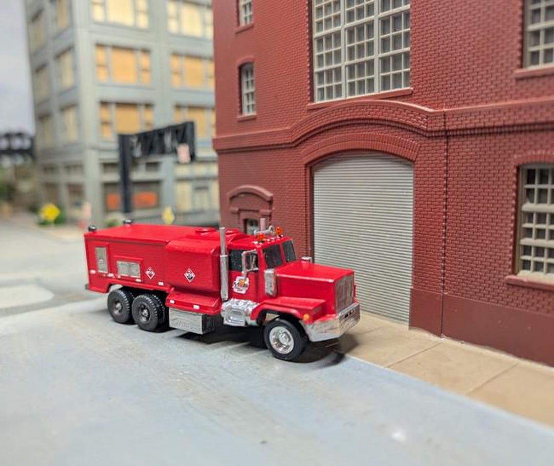 1/87 HO Scale Custom Built Western Star Heavy Duty Fuel & Lube Truck - Etsy
