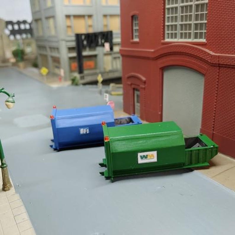 1/87 HO Scale Custom Built Set of 2 Roll off Trash Compactors - Etsy