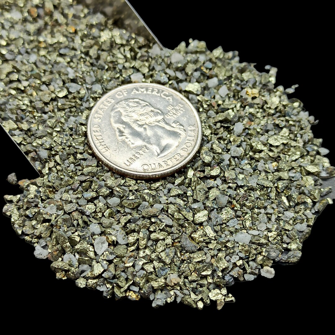Crushed Chalcopyrite Gemstone Powder 1-3mm for Spiritual Crafting Wood ...