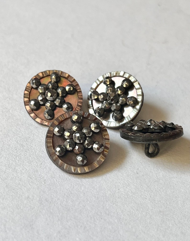 Vintage Snowflake Buttons - Set of 4 - Etsy