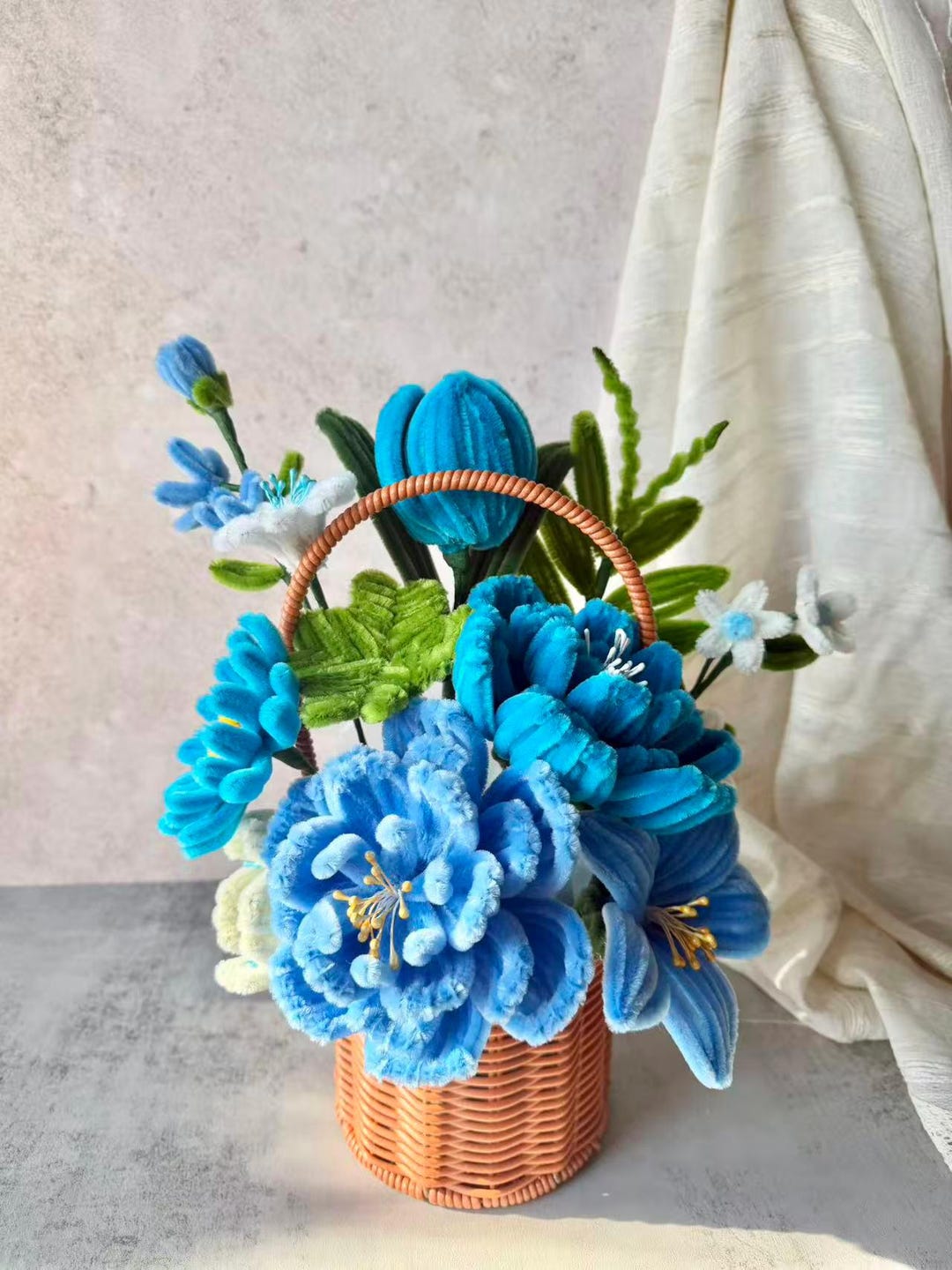 Handmade Pipe Cleaner Flower Basket, Blue Everlasting Flowers ...