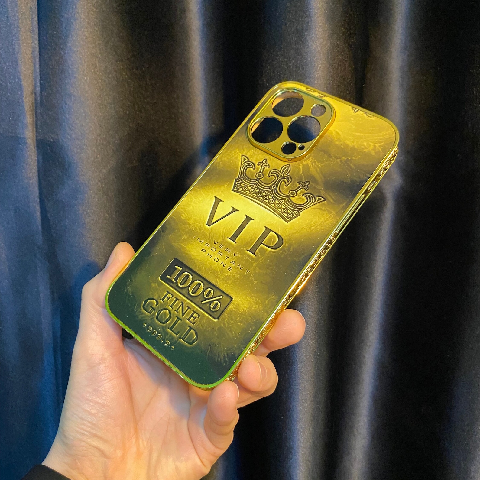 Customizable VIP Design Gold iPhone Case / All iPhone Models / Gold ...