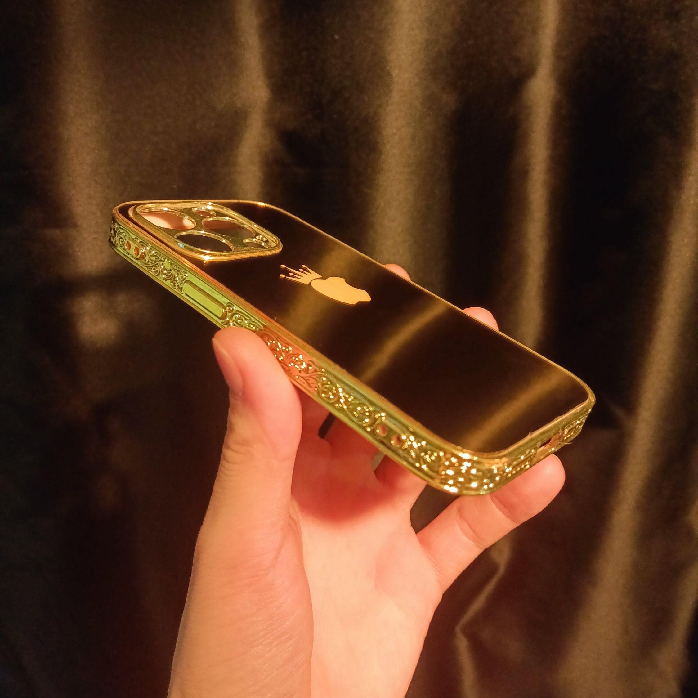 Customizable King Apple Logo Gold Design iPhone Case / All iPhone ...