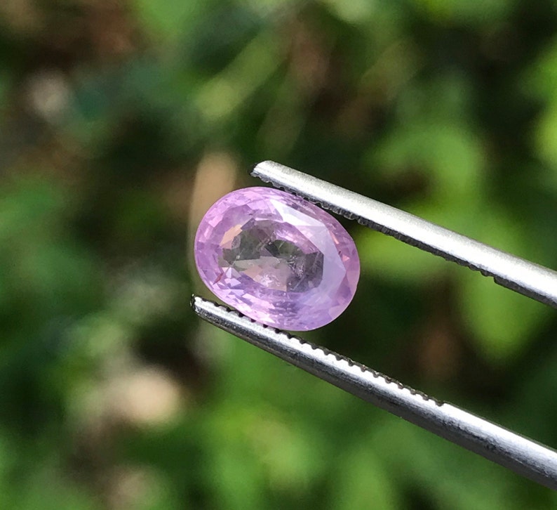 Zafiro sedoso de 1,93 ct. Violeta opalescente. Envío gratuito. - Etsy ...