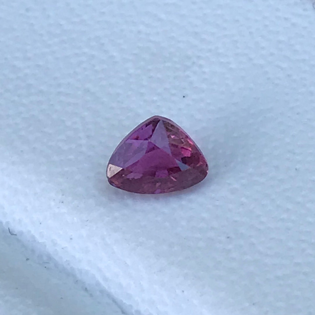 0.45ct Hot Pink Sapphire Pinkish Ruby Color Free Shipping - Etsy