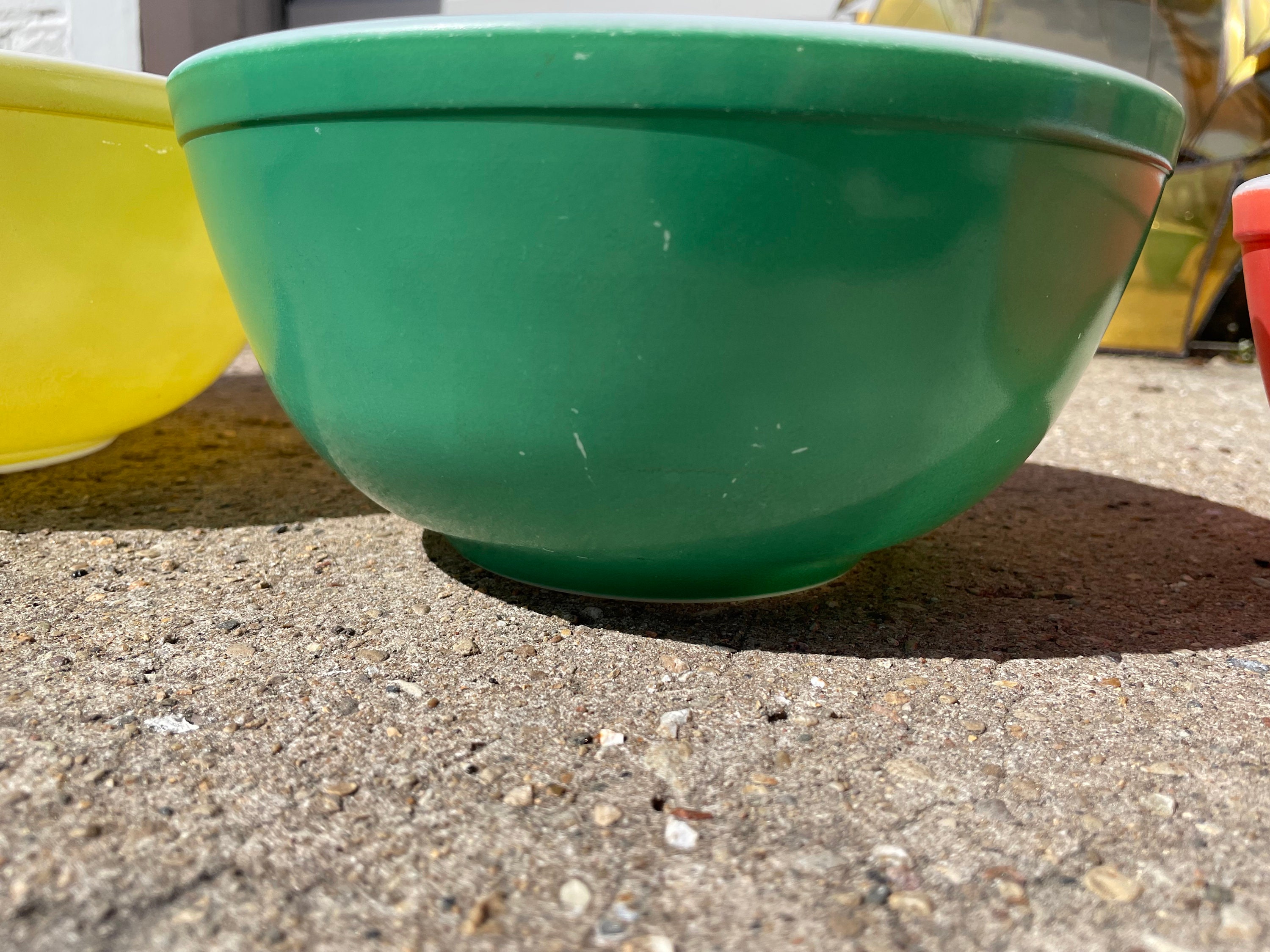 Vintage Pyrex Primary Color Mixing Bowls - Etsy