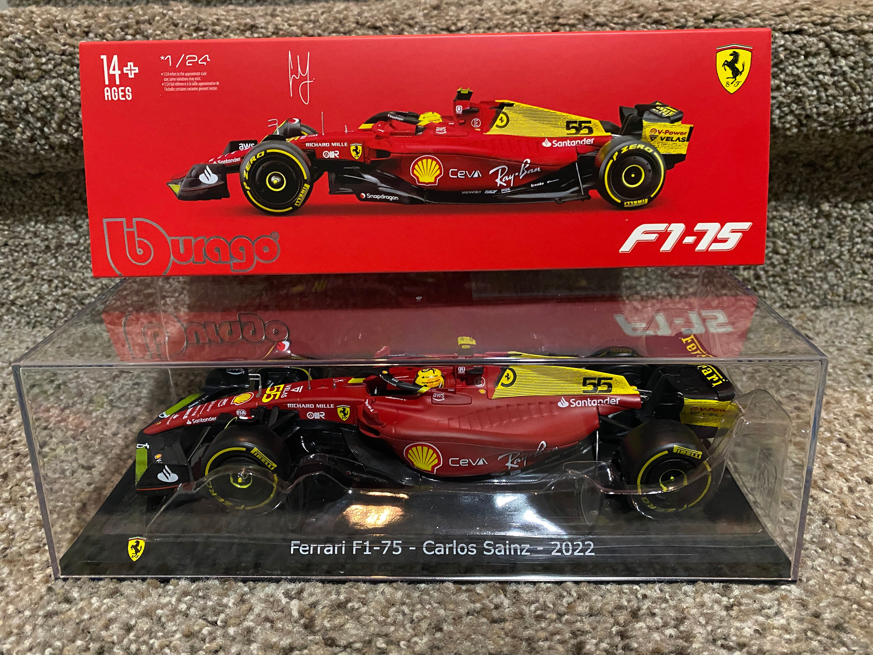 Carlos Sainz #55 Ferrari Model by Bburago Formula 1 F1-75 Limited ...