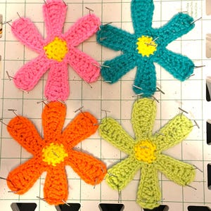 Flower Power Wind Spinner Crochet Pattern PDF Download - Etsy
