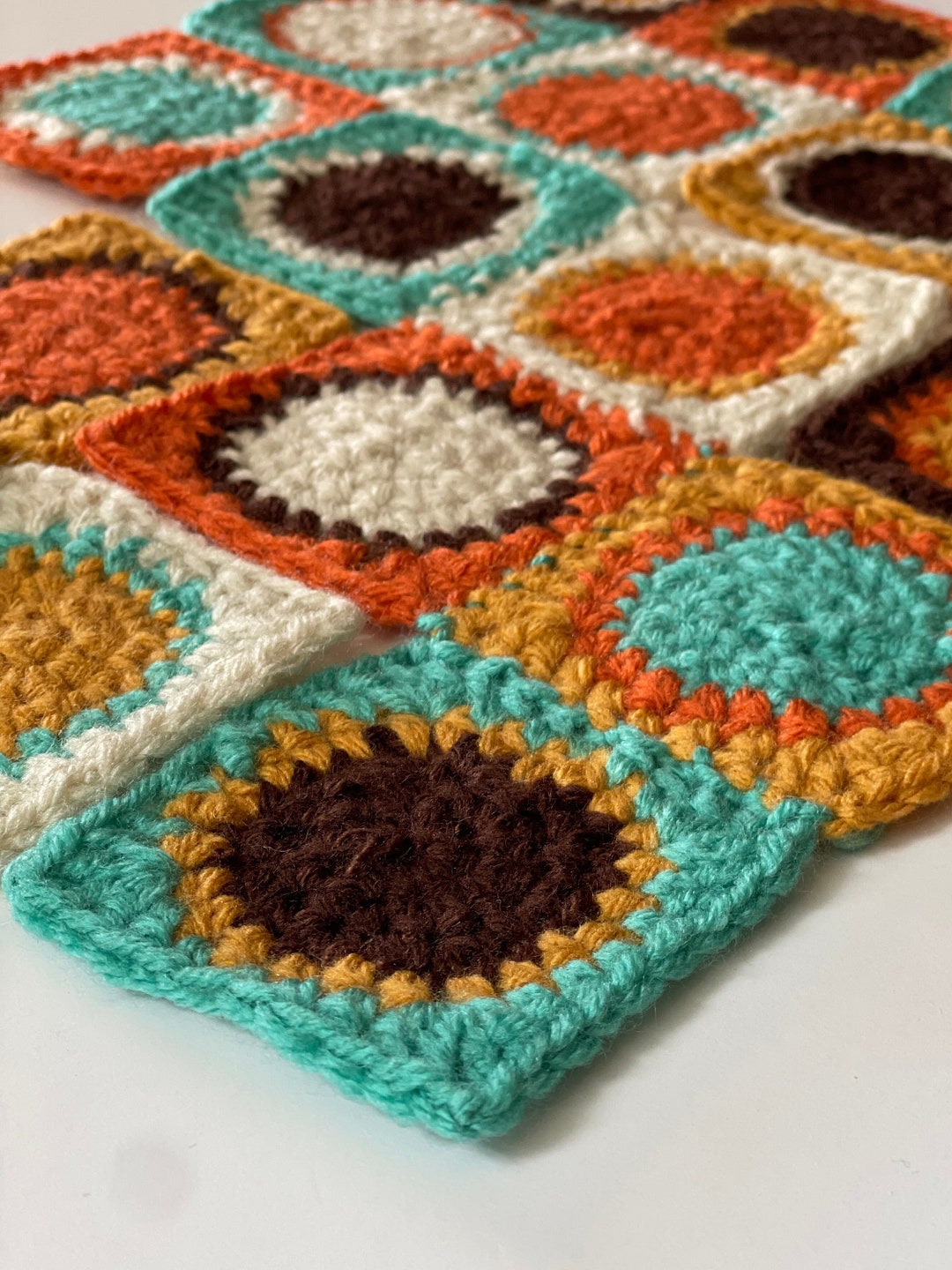 Mid-century Modern Granny Square Crochet Pattern: Circle in Square ...