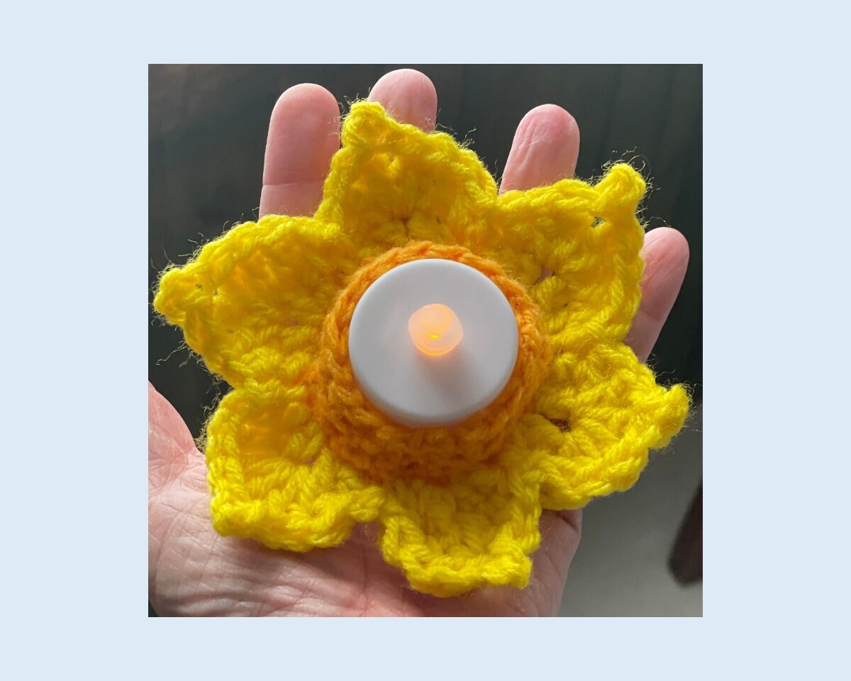 Daffodil Tealight Holder Crochet Pattern: Spring Decor (PDF) - Etsy