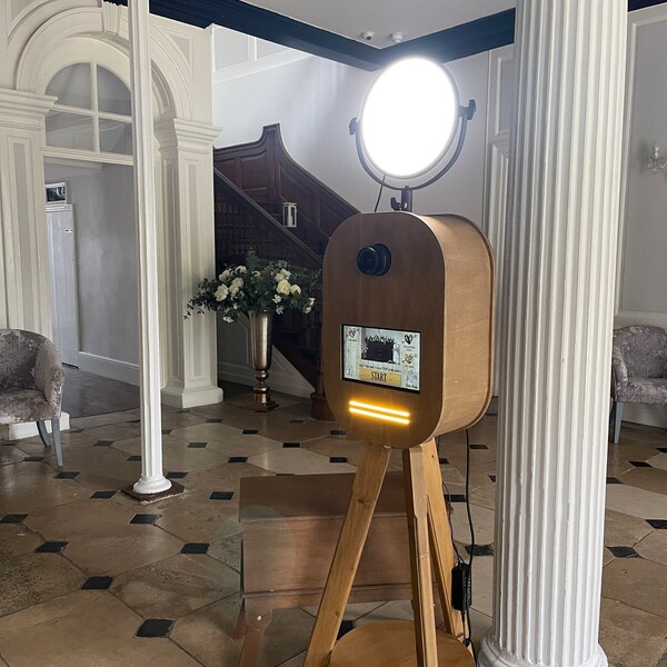 Vintage Photo Booth - Etsy