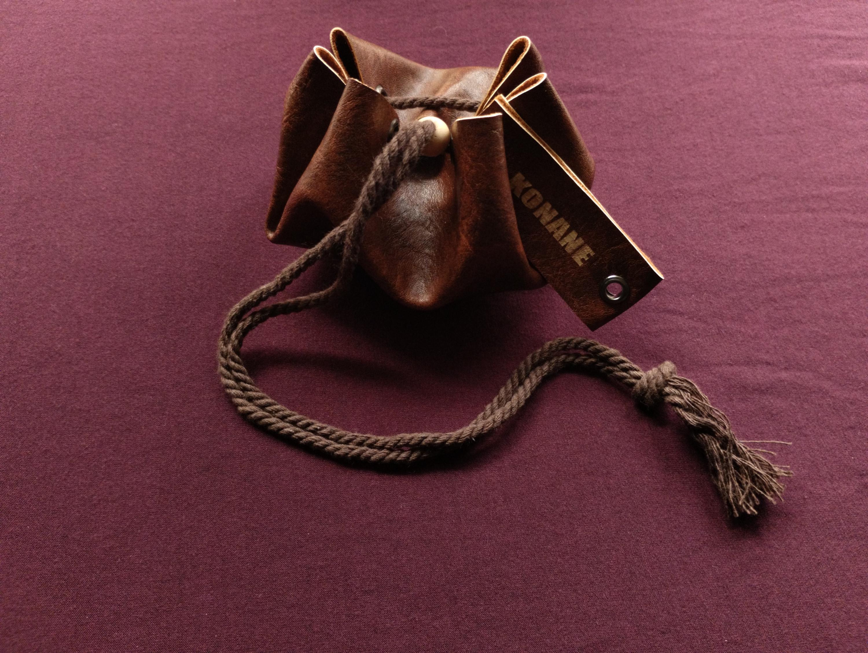Konane Ancient Hawaiian Historic Board Game in Faux Leather Pouch - Etsy