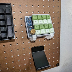 Keyboard Display - Pegboard (pair) - Etsy