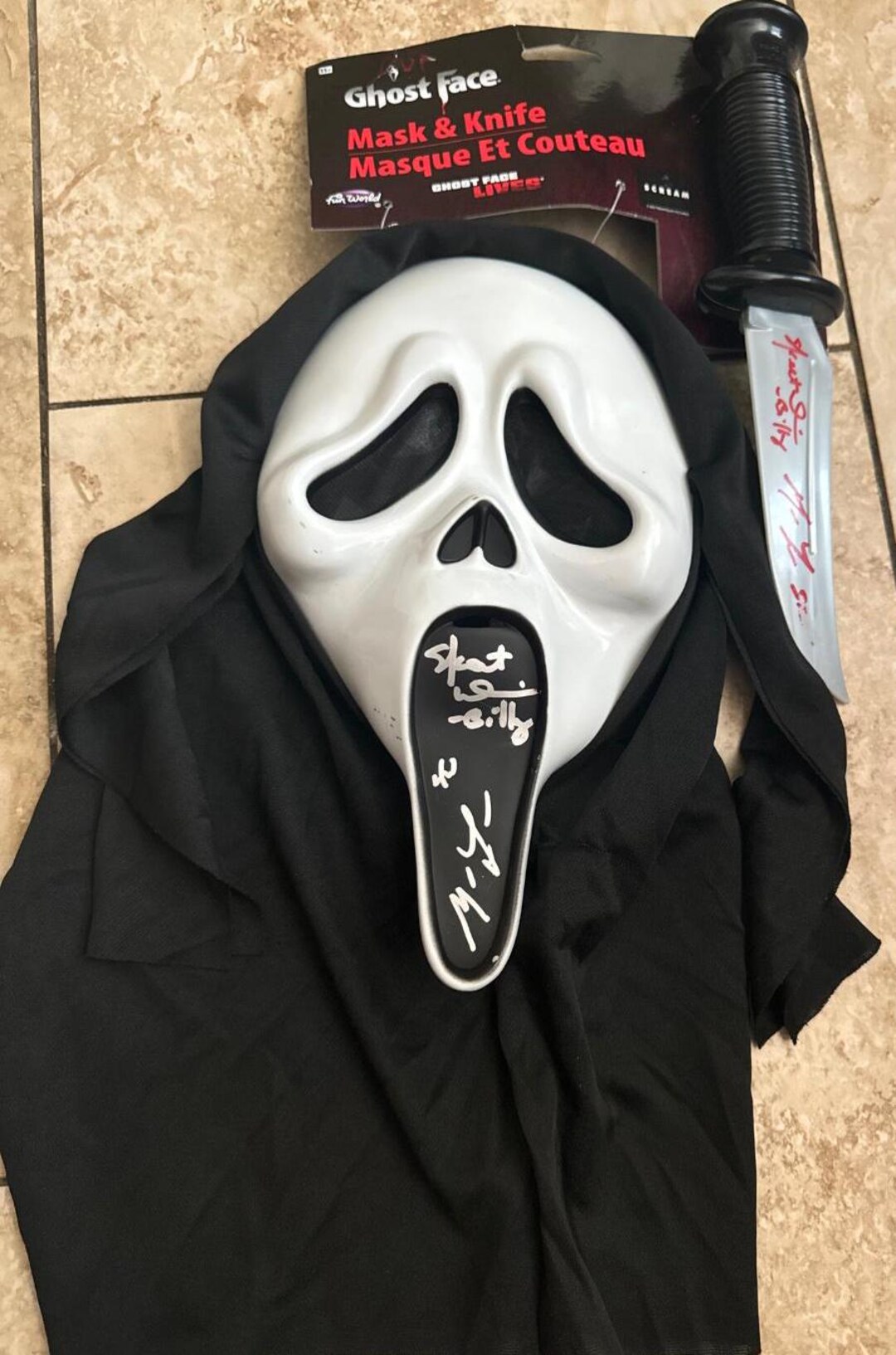 Ghost Face From scream ' Movie Signed Autographed by Skeet Ulrich and ...