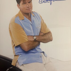 Charlie Sheen Hand Signed Autographed 11 X 14 Photo Picture Beckett Authenticated - Etsy