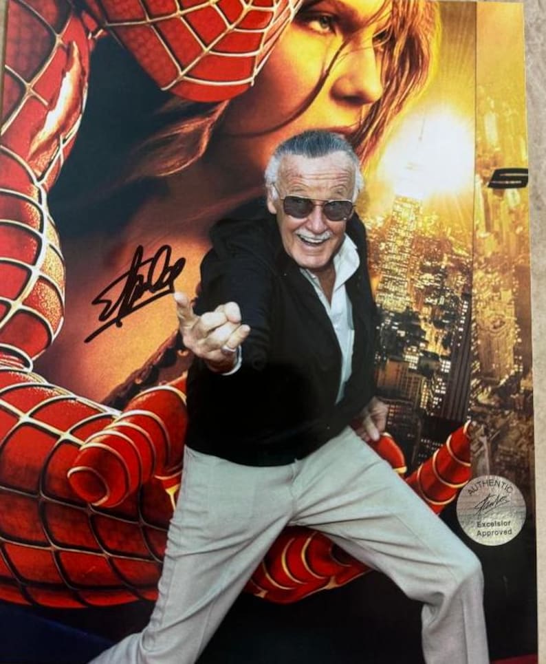Stan Lee Autographed Signed 8x10 Spider-man and Stan Lee Photo Picture ...