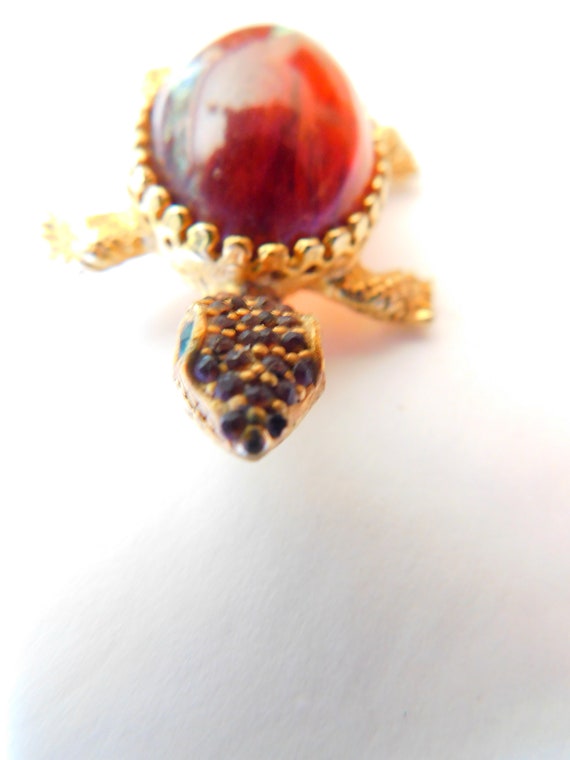 DeNicola vintage turtle pin - Gem