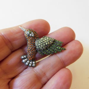 Sweet Beaded Hummingbird Pin - Etsy