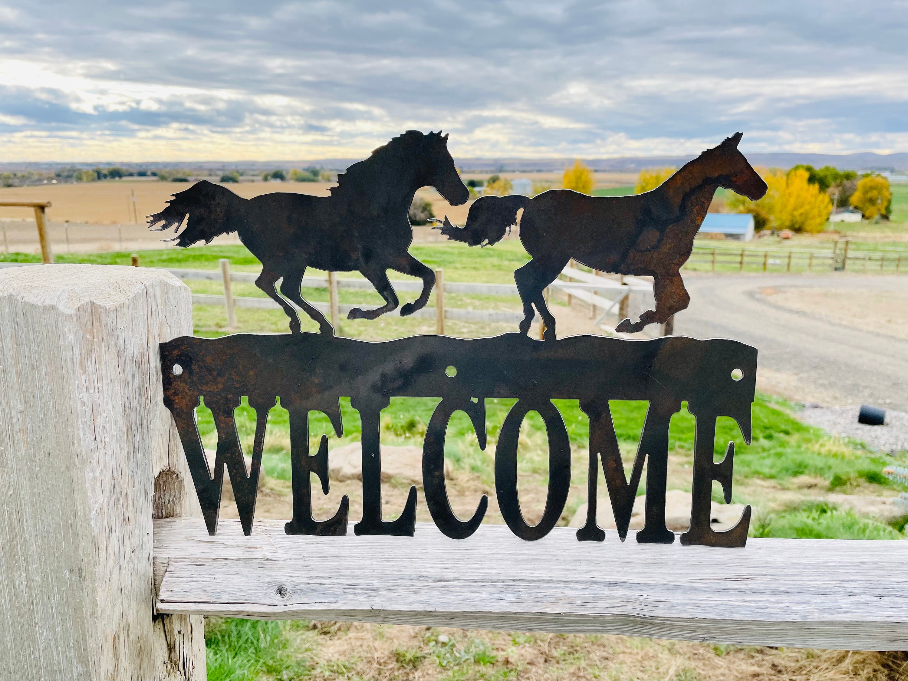 Running Horses Welcome Sign - Etsy