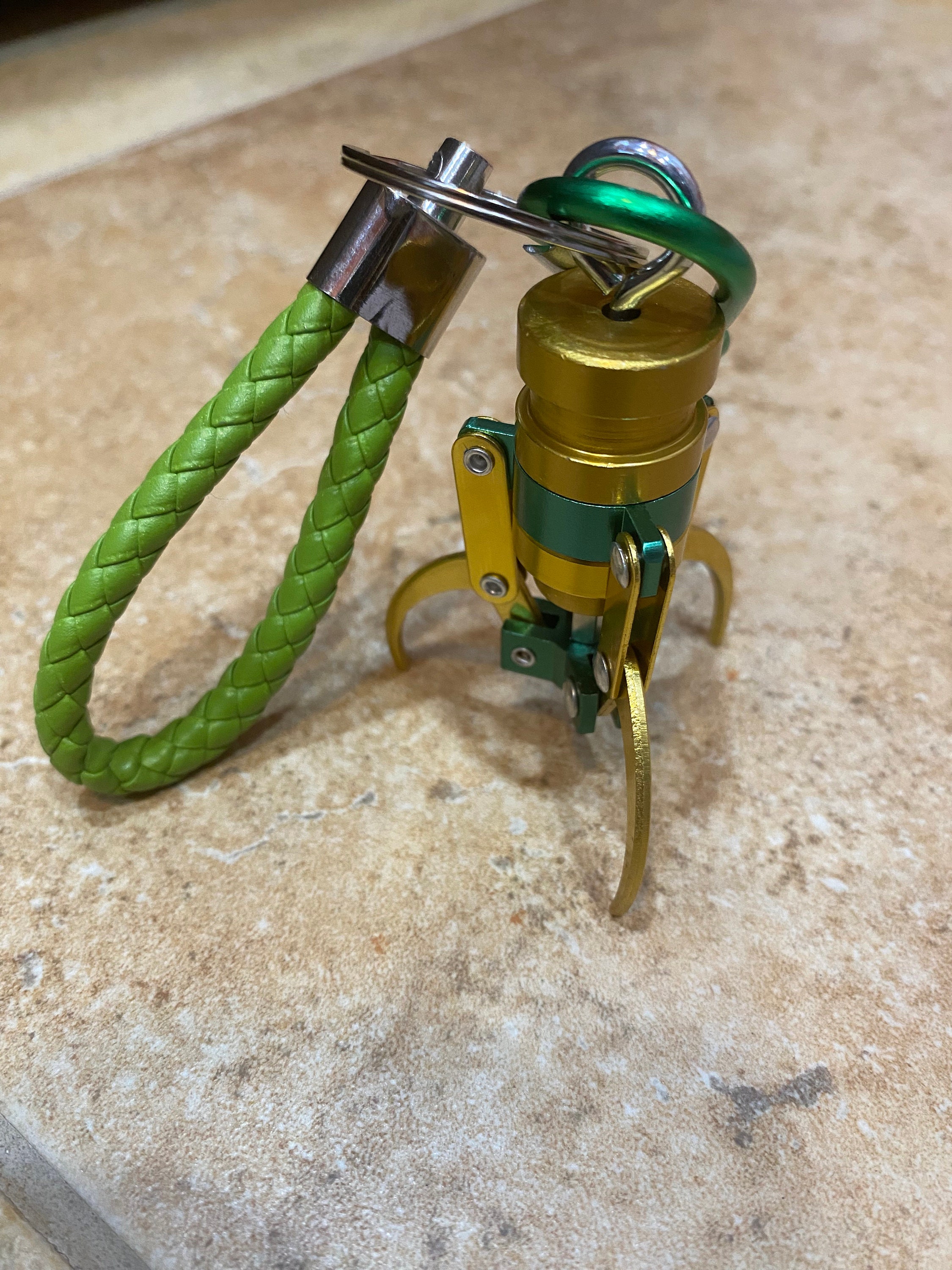 Mini Claw From Crane Machine Keychain - Etsy