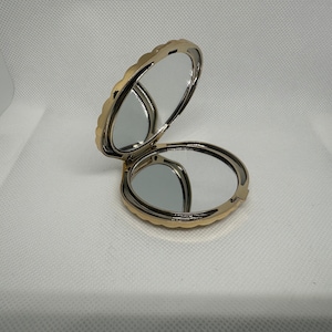 Golden or Silver Sea Shell Compact Mirror, One Side Magnified - Etsy