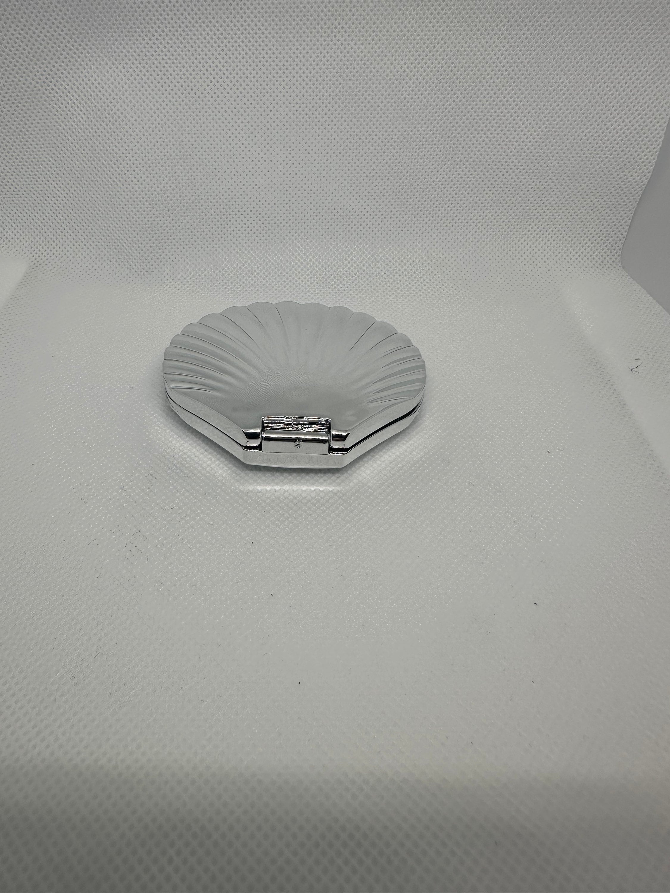 Golden or Silver Sea Shell Compact Mirror, One Side Magnified - Etsy