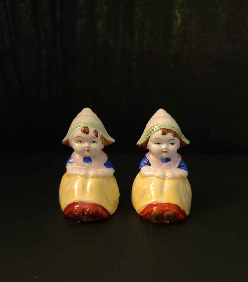 Vintage and Rare Dutch Girl Salt and Pepper Shakers - Etsy