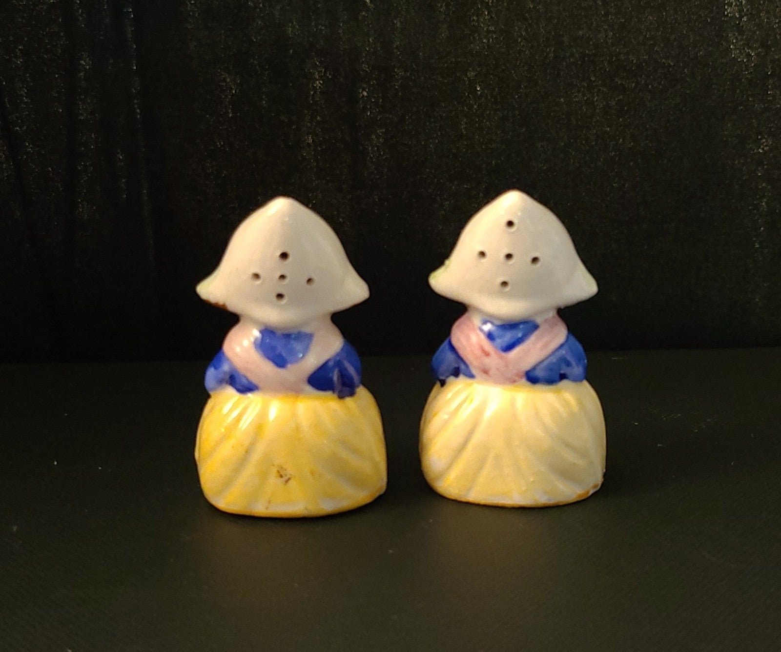 Vintage and Rare Dutch Girl Salt and Pepper Shakers - Etsy