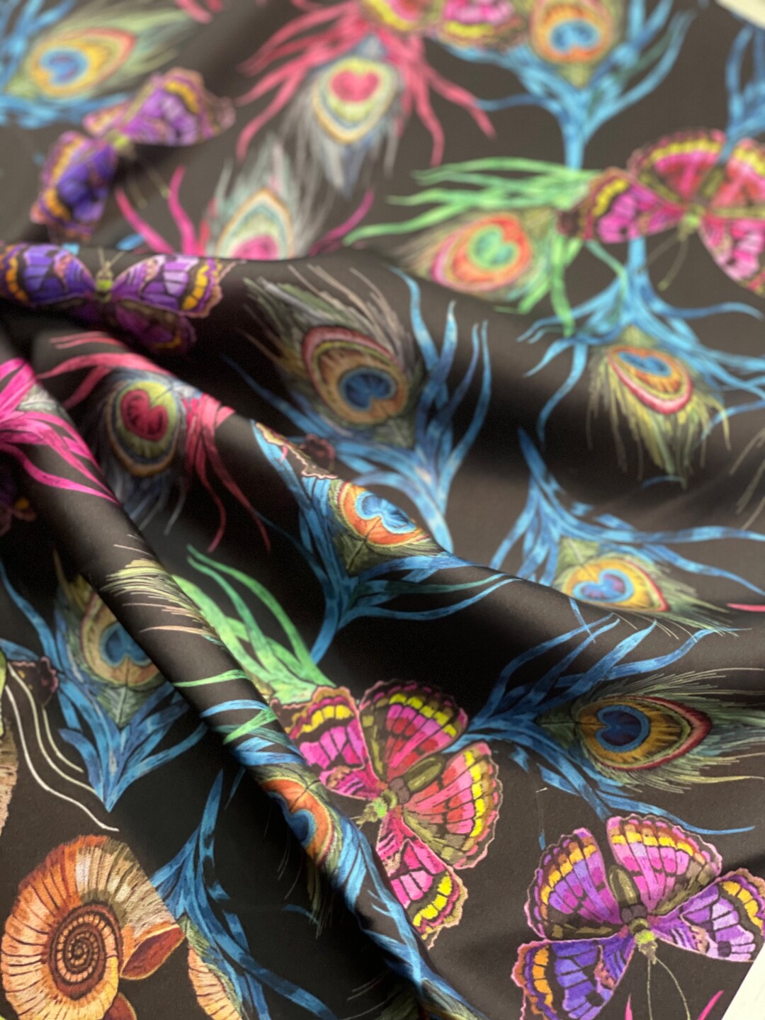 Attractive Pattern Velvet Fabric (it Can Also Be Printed on the Desired ...