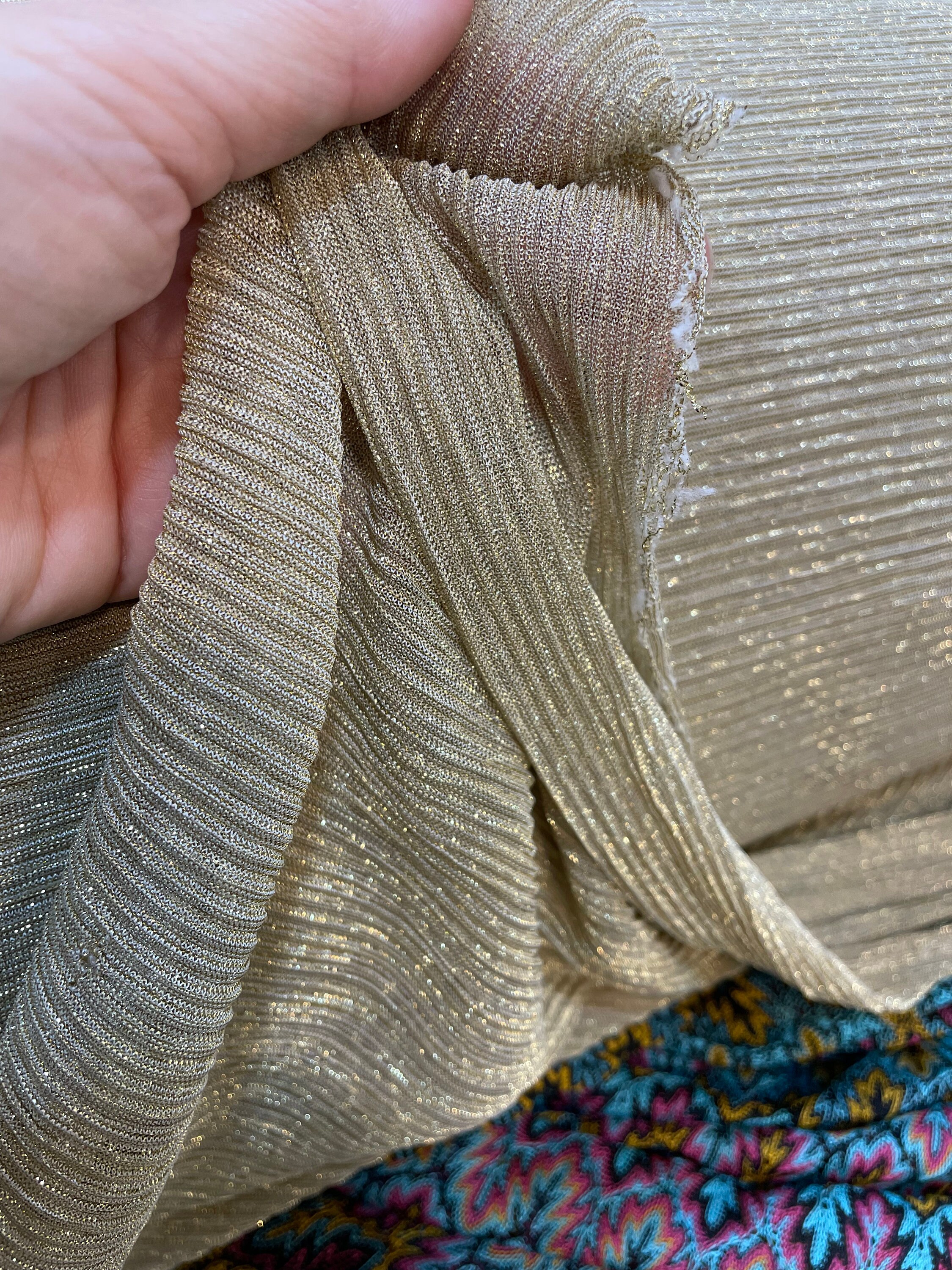 Gold Luminous Knit Fabric, Metallic Pleated -lurex Shiny Stretch Fabric ...