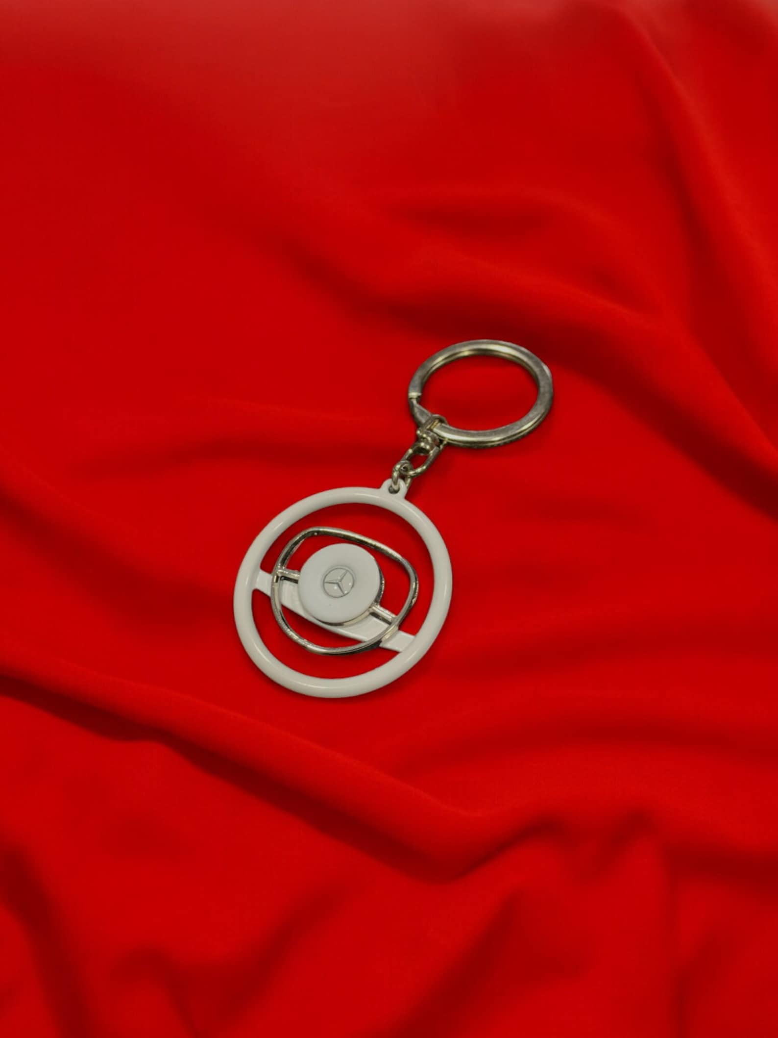 W115 MERCEDES BENZ Steering Wheel Key Chain Classic White and Chrome ...