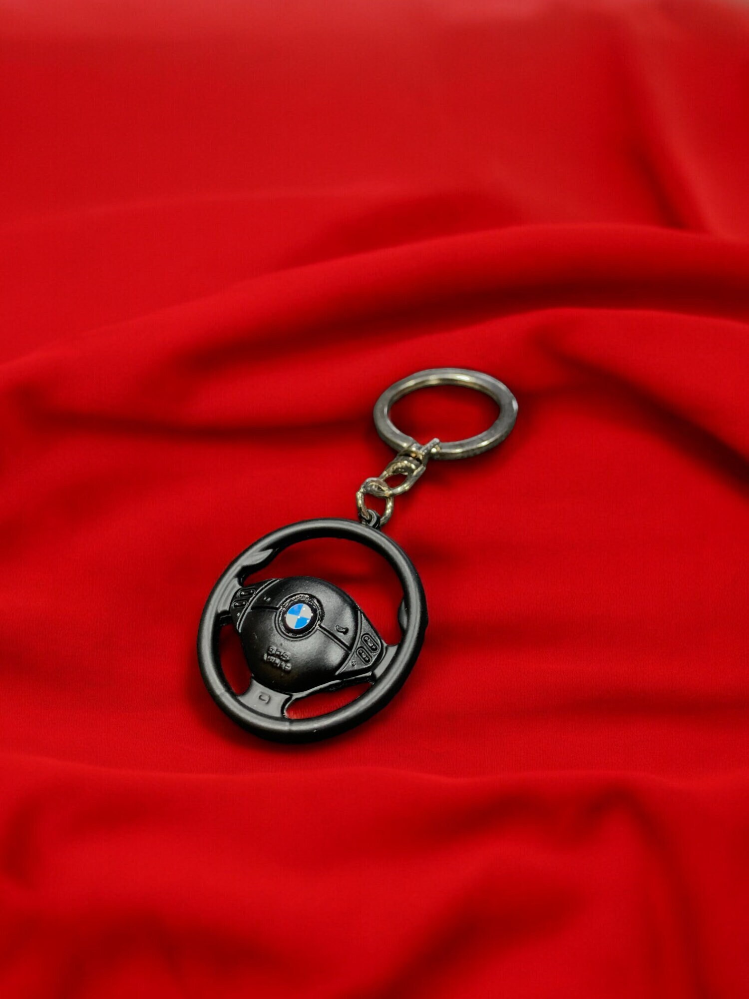 BMW E39 Black Steering Wheel Keychain - Etsy