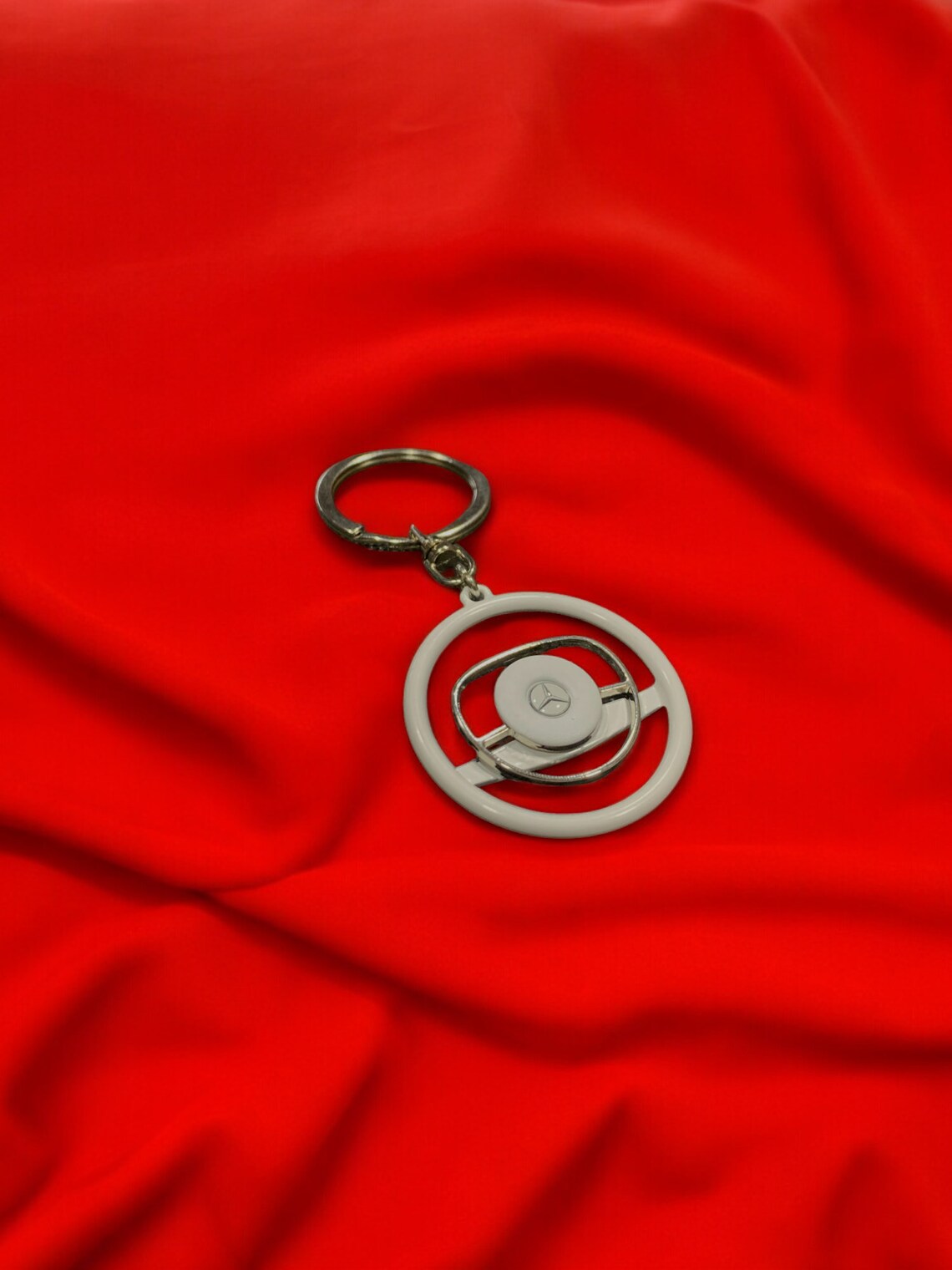 W115 MERCEDES BENZ Steering Wheel Key Chain Classic White and Chrome ...