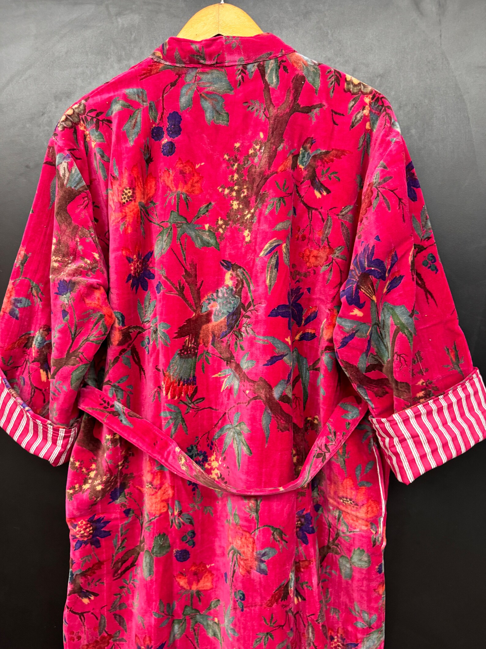 Pink Bird Print Velvet Kimono Robes, Morning Tea Velvet Coat ...