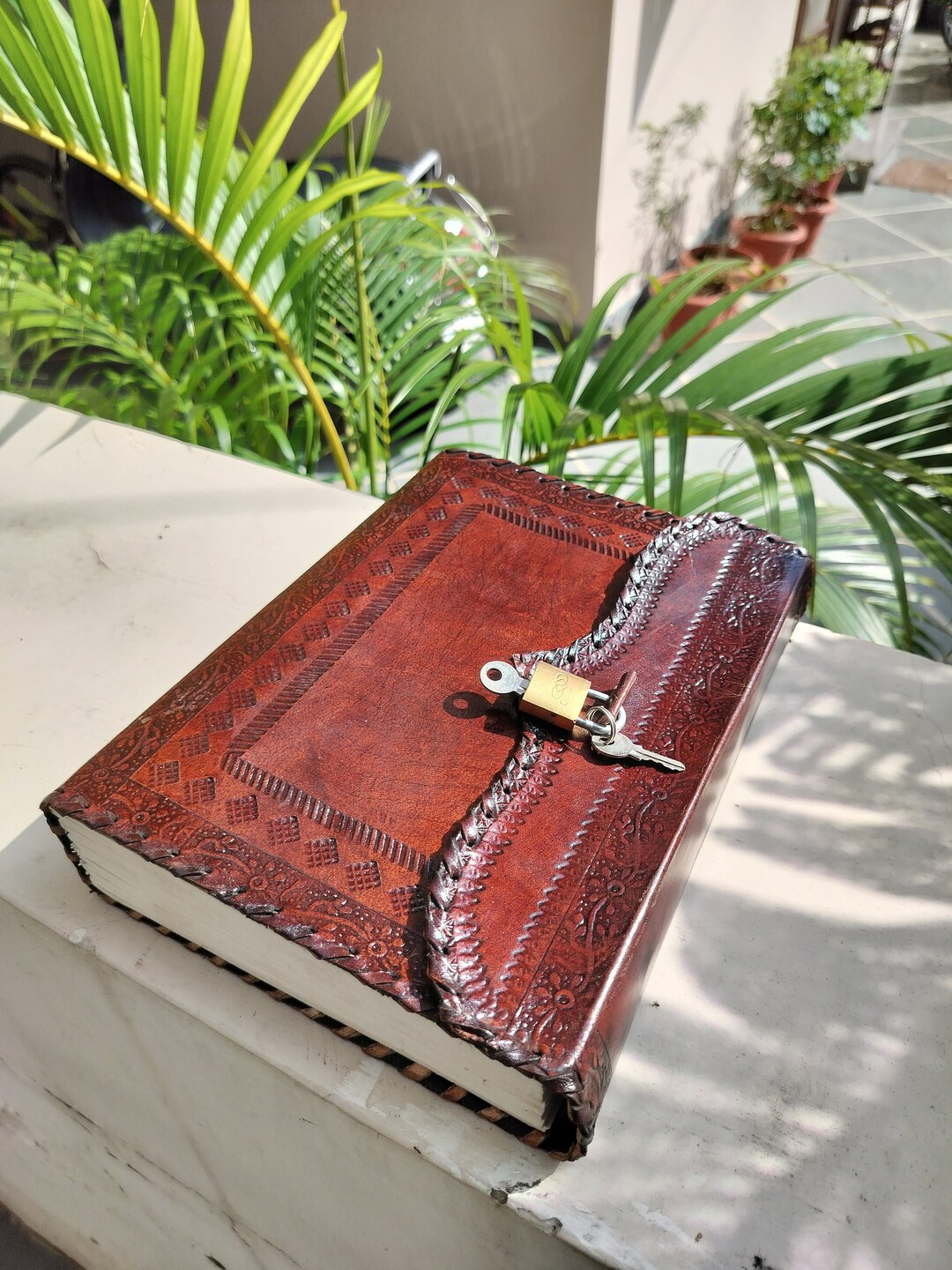 Handmade Leather Journal With Lock & Key: Personalized Grimoire, 7x10 ...