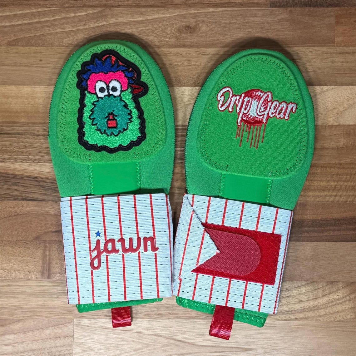Philly Phanatic Sliding Mitt - Etsy