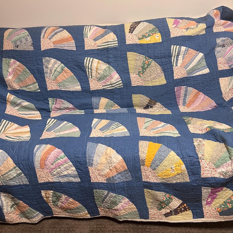 Vintage Fan Quilt - Etsy