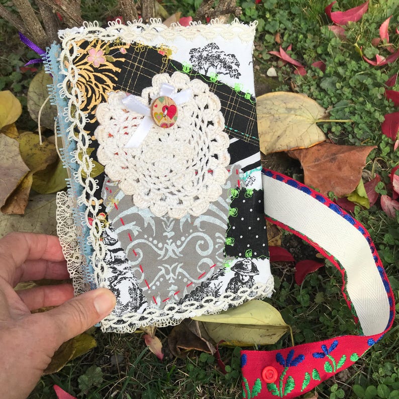 Joy Junk Journal, 36 Pg Journal, Joy Theme, Fabric N Paper, Eco ...