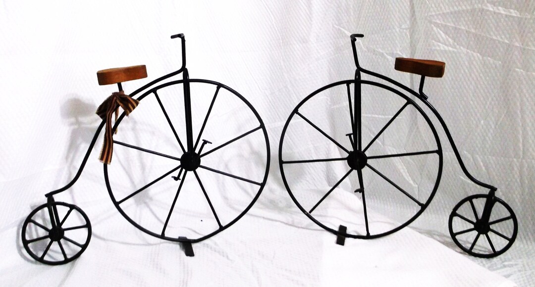 Whimsical Metal Art High Wheeler Bicycles in Black Meatal With Wooden ...
