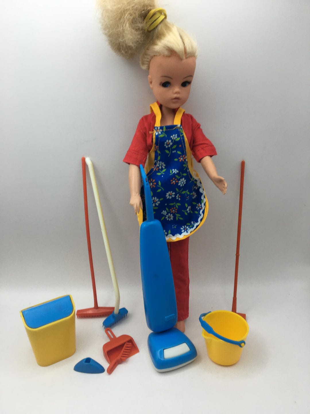 Vintage Sindy Doll 1970s Housework Set (ref 44422) Original Box, Sindy ...