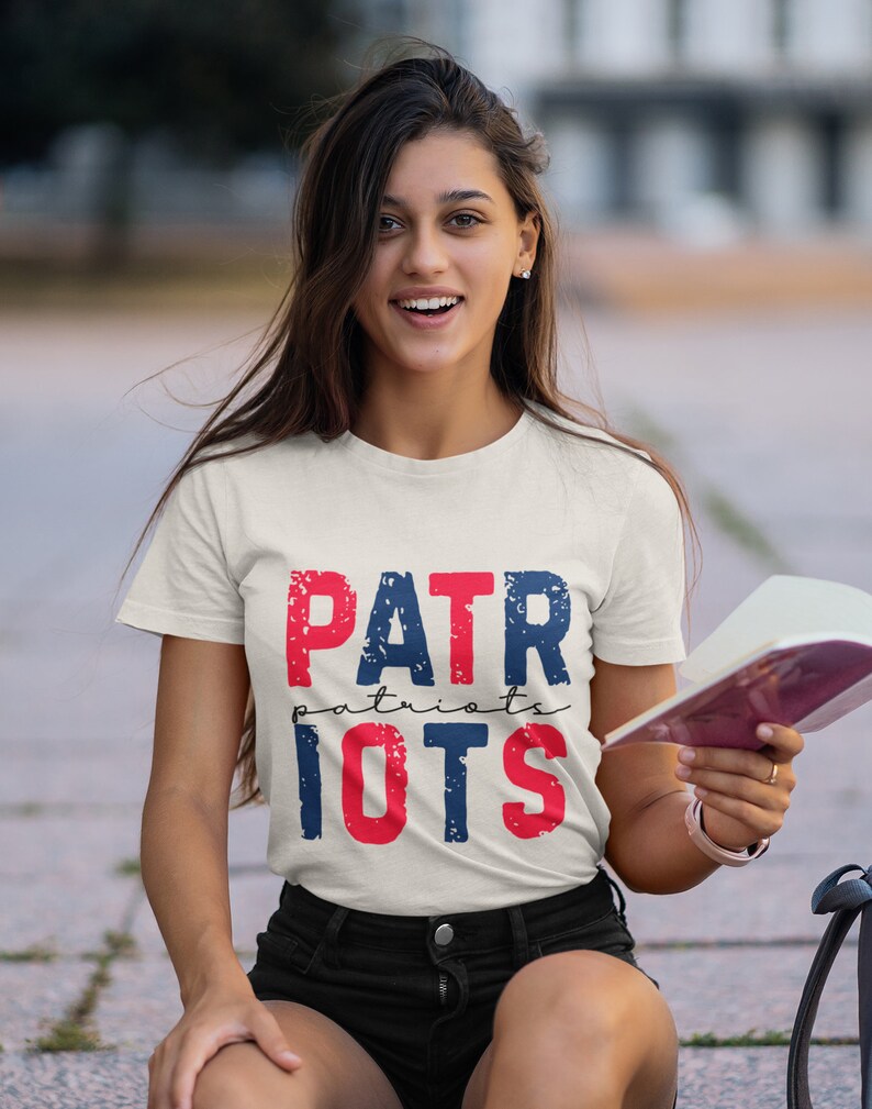 Patriots Distressed Retro Letters PNG File (digital Download) - Etsy
