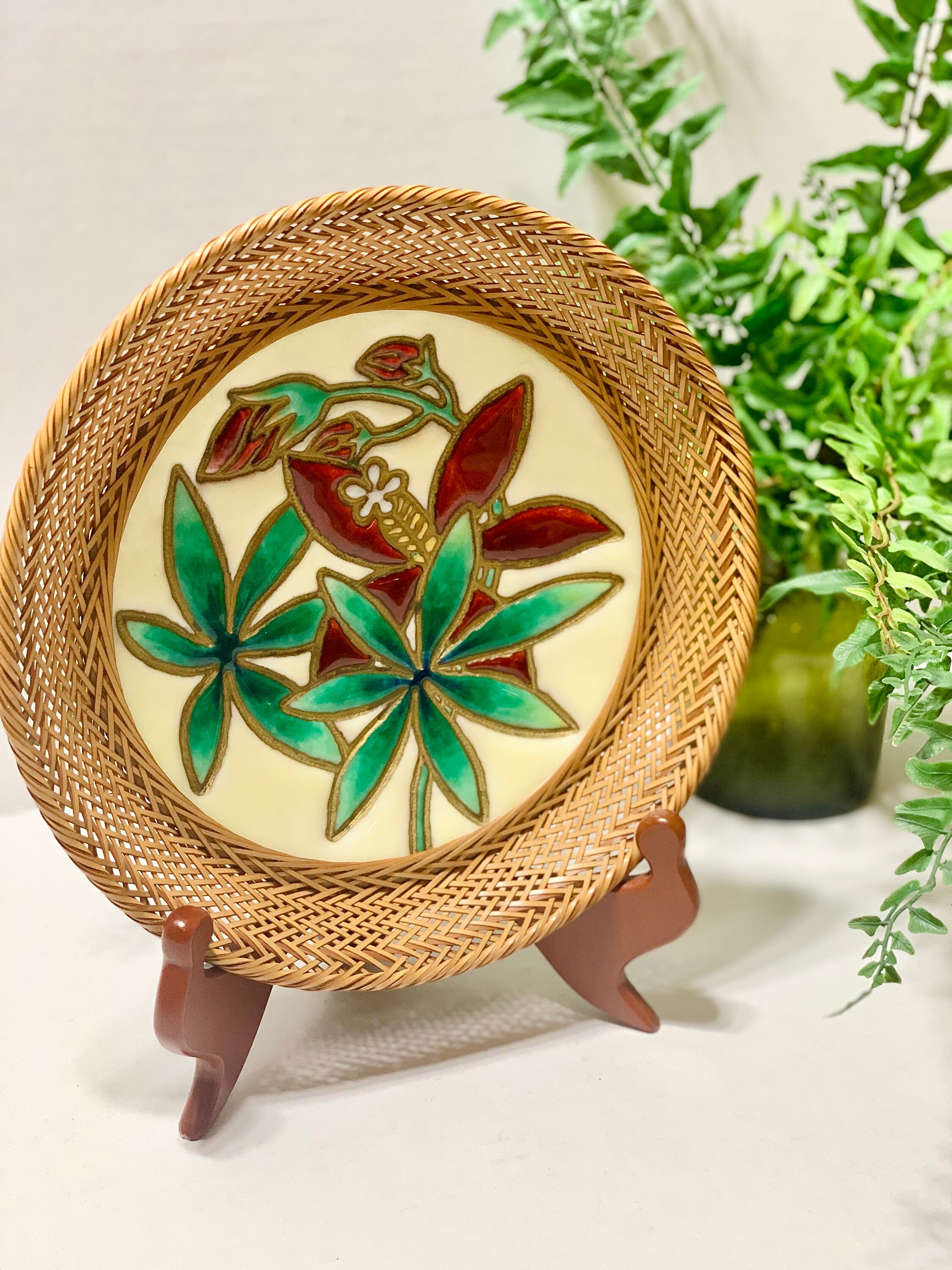 Vintage Rattan Woven Edged Decorative Plate Ceramicware Colorful Plate ...