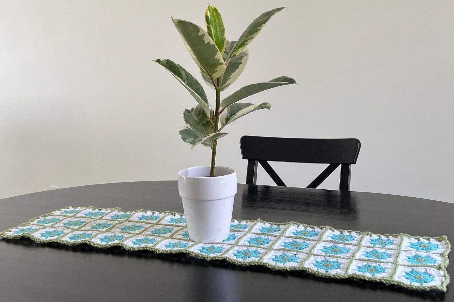 CROCHET PATTERN Daisy Granny Square Table Runner Crochet - Etsy UK