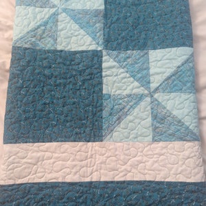 Blue and White Pinwheel Quilt - Etsy
