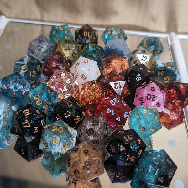 D20 - Etsy