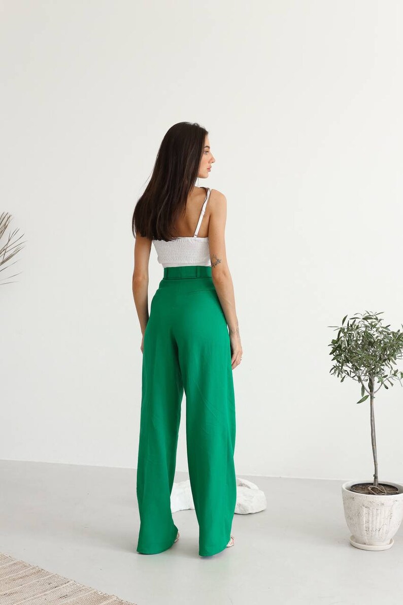 Completo blazer in lino verde e pantaloni palazzo: due pezzi da donna ...